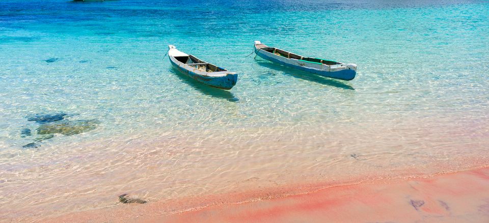 Voyage to Indonesia | Smithsonian Journeys