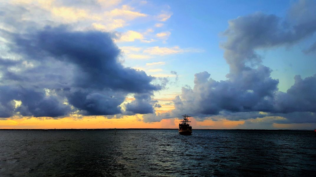 Sailboat in Choctawhatchee Bay, Florida | Smithsonian Photo Contest ...