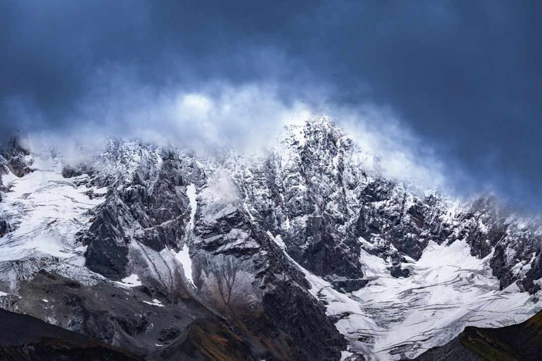 Mist-shrouded mountains | Smithsonian Photo Contest | Smithsonian Magazine