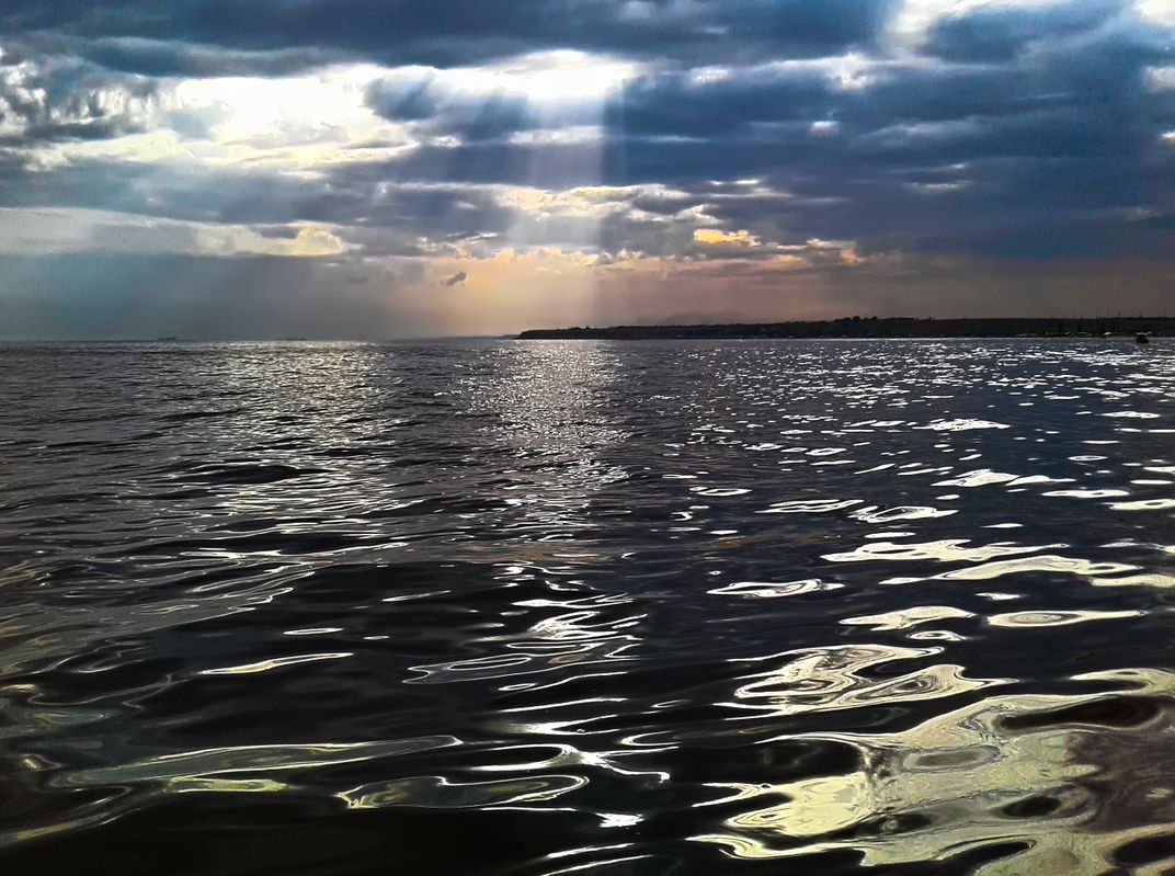 Light over the water | Smithsonian Photo Contest | Smithsonian Magazine