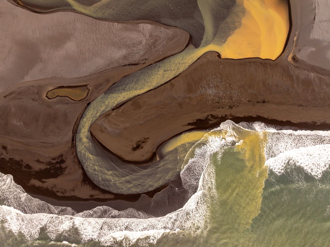 The Serpent at the Shore | Smithsonian Photo Contest | Smithsonian Magazine
