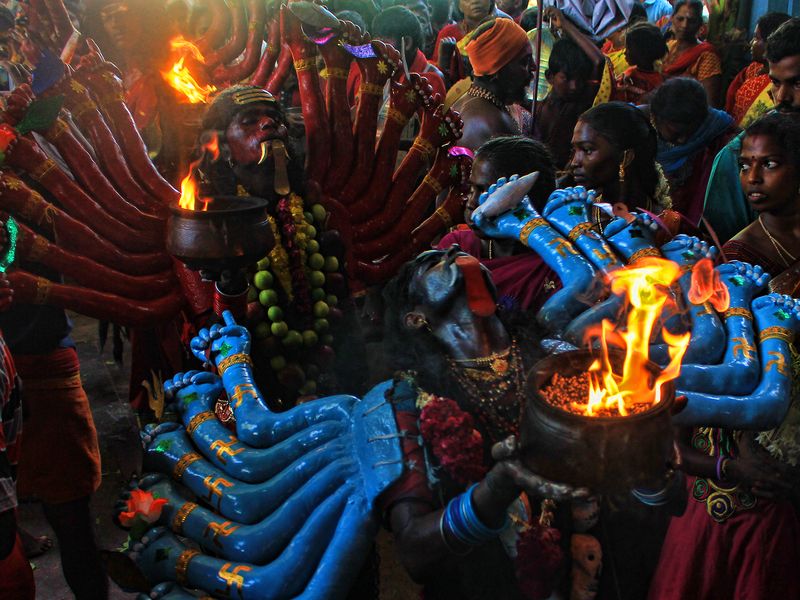 Fire worshipper | Smithsonian Photo Contest | Smithsonian Magazine