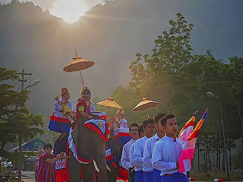 Myanmar Donation Festival | Smithsonian Photo Contest | Smithsonian ...