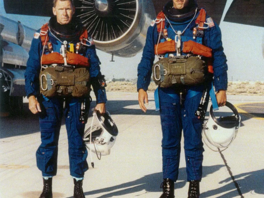 space shuttle crew parachute