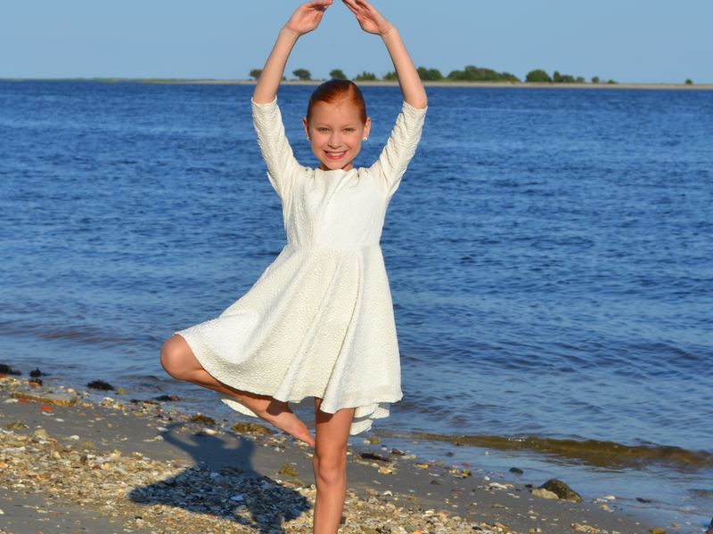 Tiny Ballerina | Smithsonian Photo Contest | Smithsonian Magazine