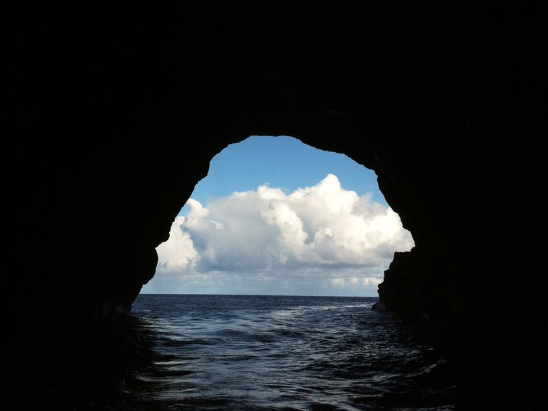 Exploring wet caves in Kauai | Smithsonian Photo Contest | Smithsonian ...