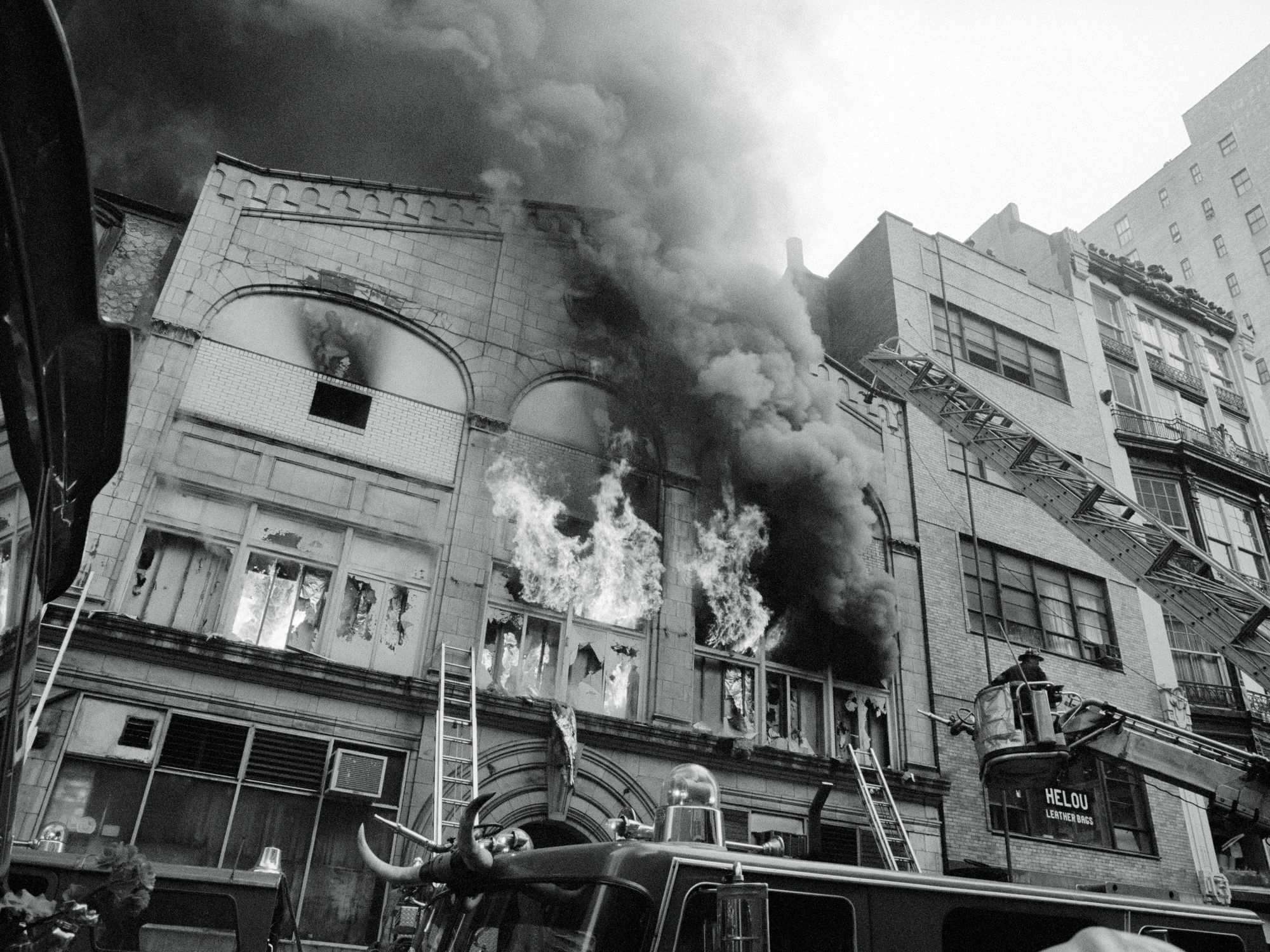 Before a 1977 Fire, the Everard Baths Served as a Haven for New York ...