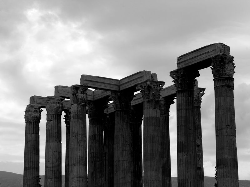Pillars in Athens | Smithsonian Photo Contest | Smithsonian Magazine