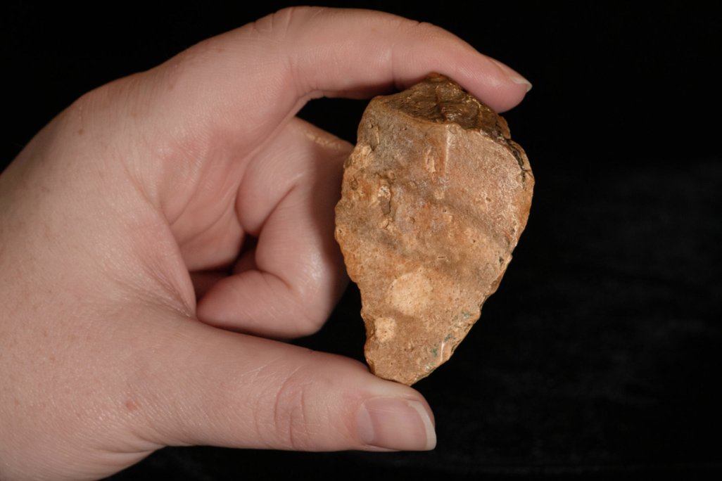 1.04-Million-Year-Old Stone Tools Found on Indonesian Island Offer Clues About Some of the ...