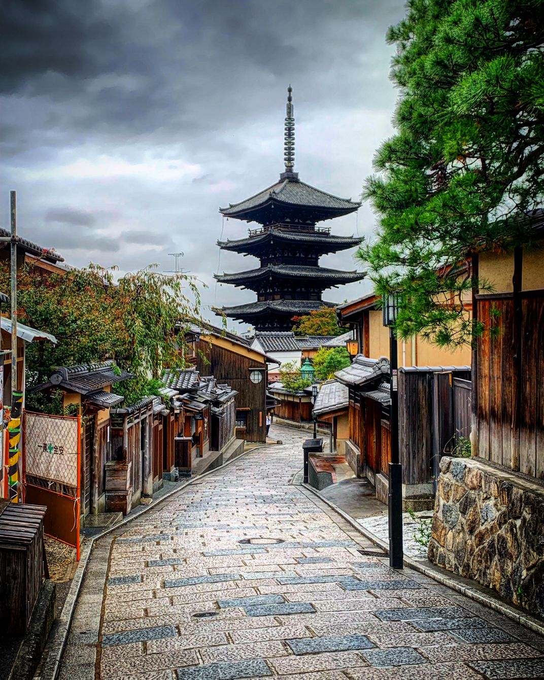 Alone in Kyoto | Smithsonian Photo Contest | Smithsonian Magazine