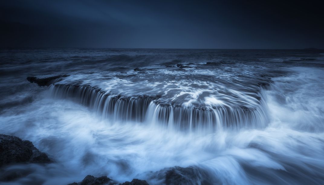 Overflow | Smithsonian Photo Contest | Smithsonian Magazine