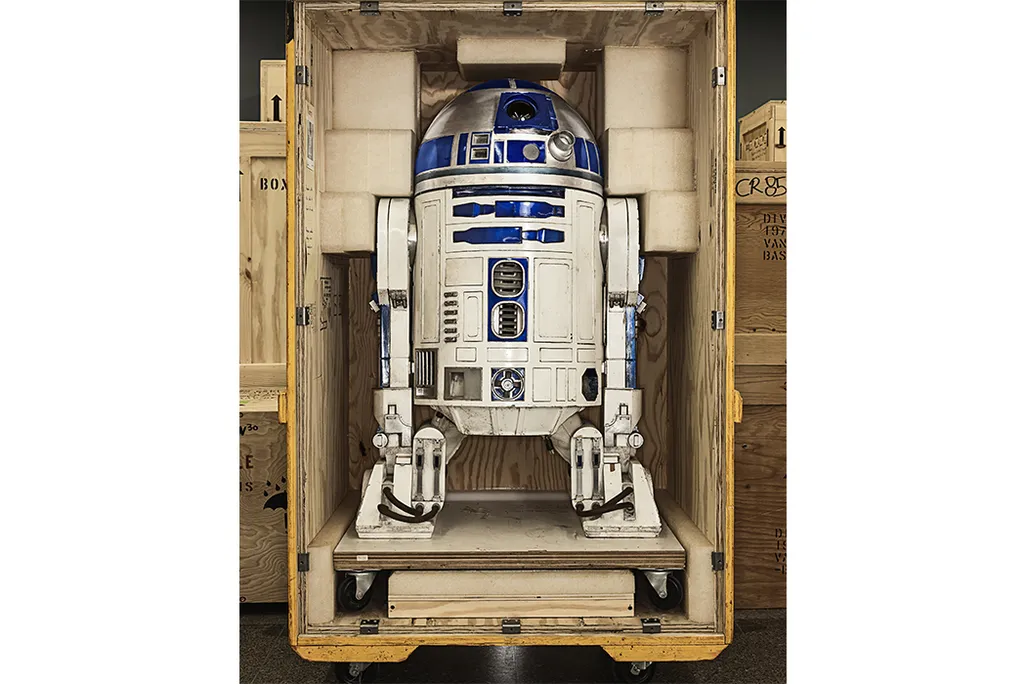 r2d2 32