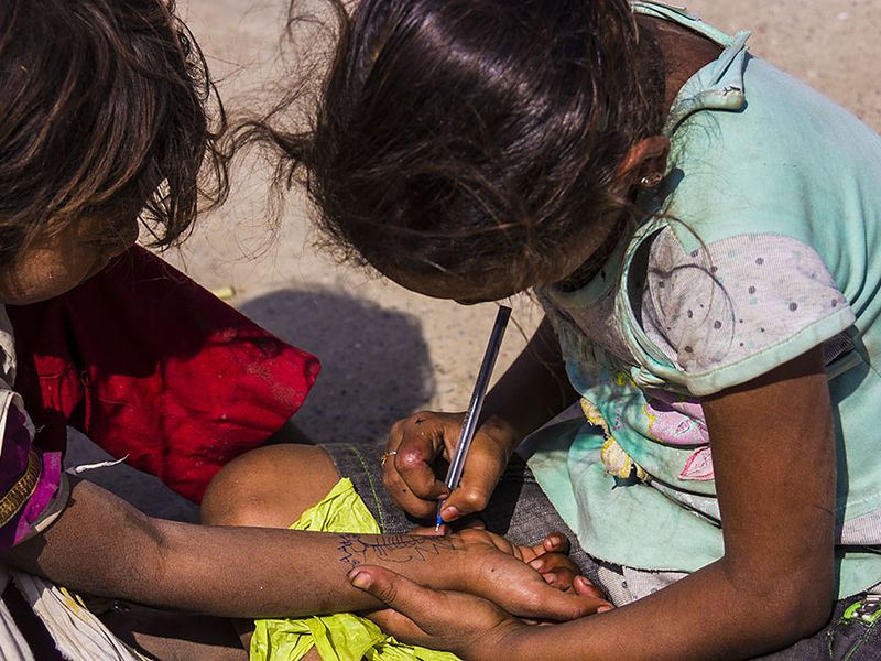 Hidden talent in rag picker children | Smithsonian Photo Contest ...