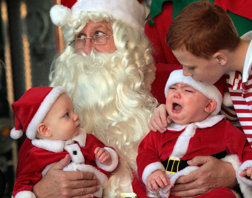 Santa looks for a little help on Sat December 12, 2009. During a photos ...