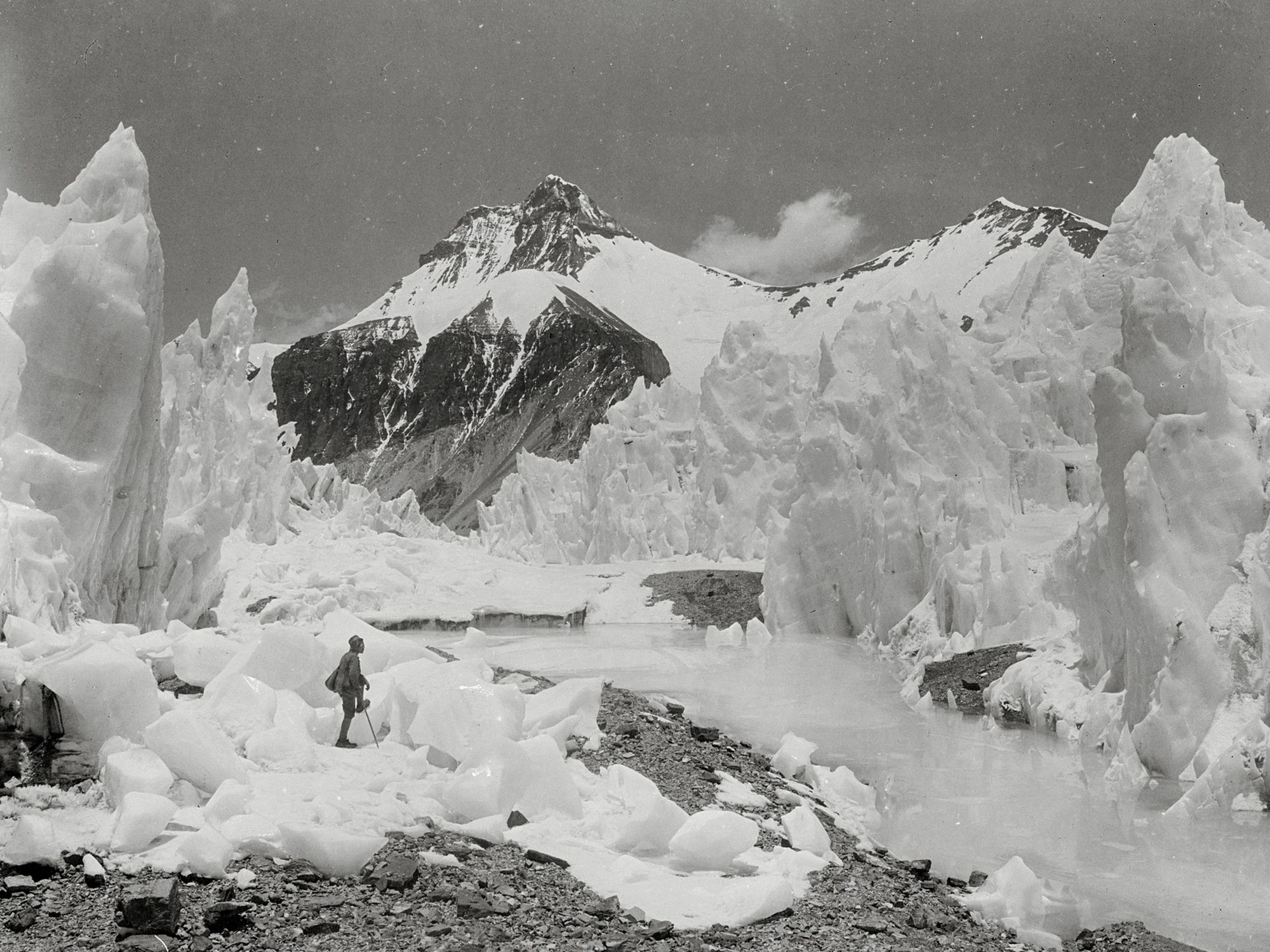 The Many Faces of Mt. Everest | Smithsonian Voices | Smithsonian Books ...