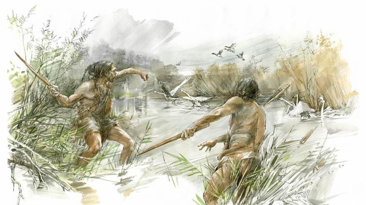 prehistoric spear throwing device