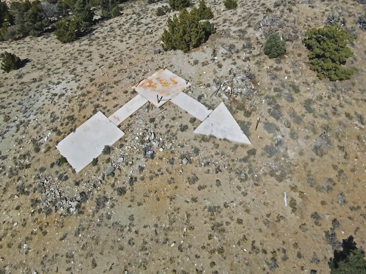 Airmail Arrows Location Map