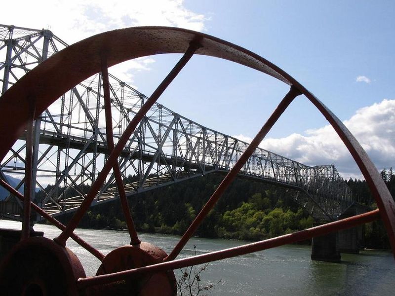 Bridge of the Gods | Smithsonian Photo Contest | Smithsonian Magazine